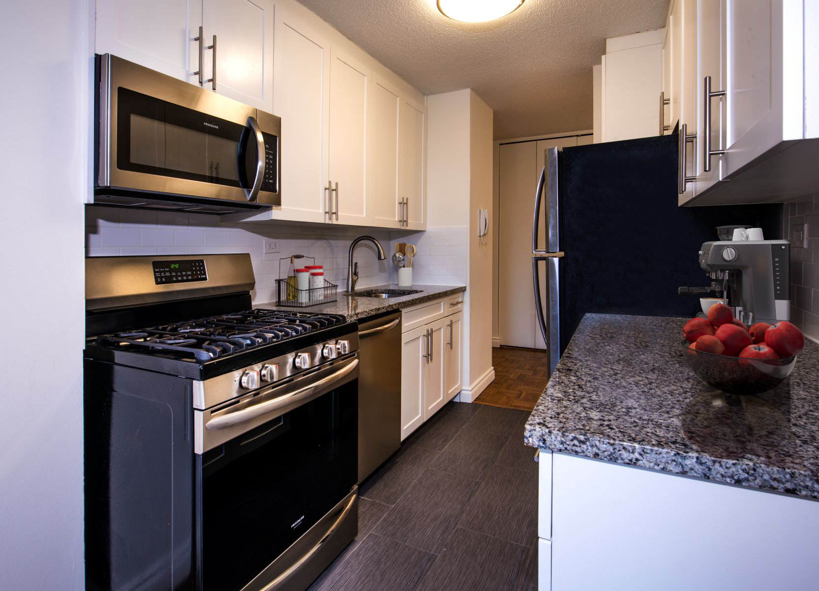 Apartments Gallery | Ruppert Yorkville Towers